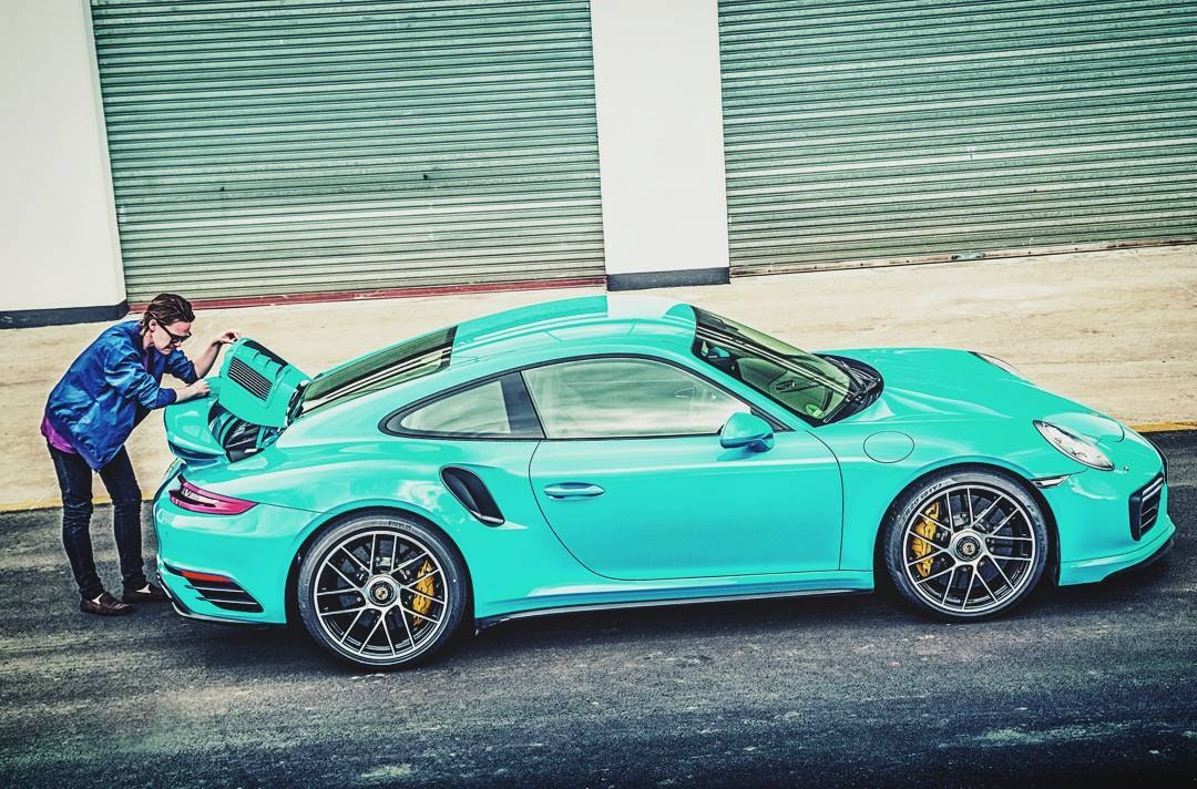 Vi har testet den nye Porsche 911 Turbo S – og vi er vilde med den ...