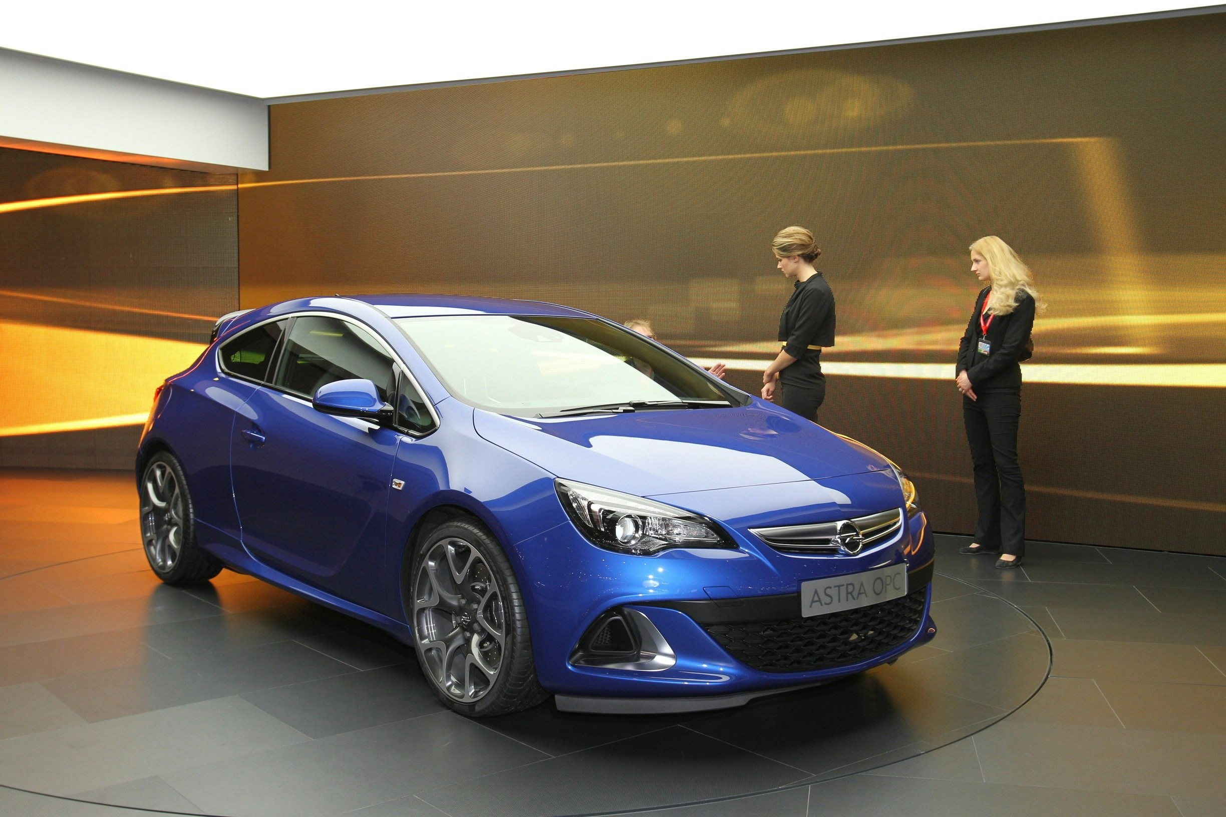 Velkommen til: Opel Astra OPC | bilmagasinet.dk
