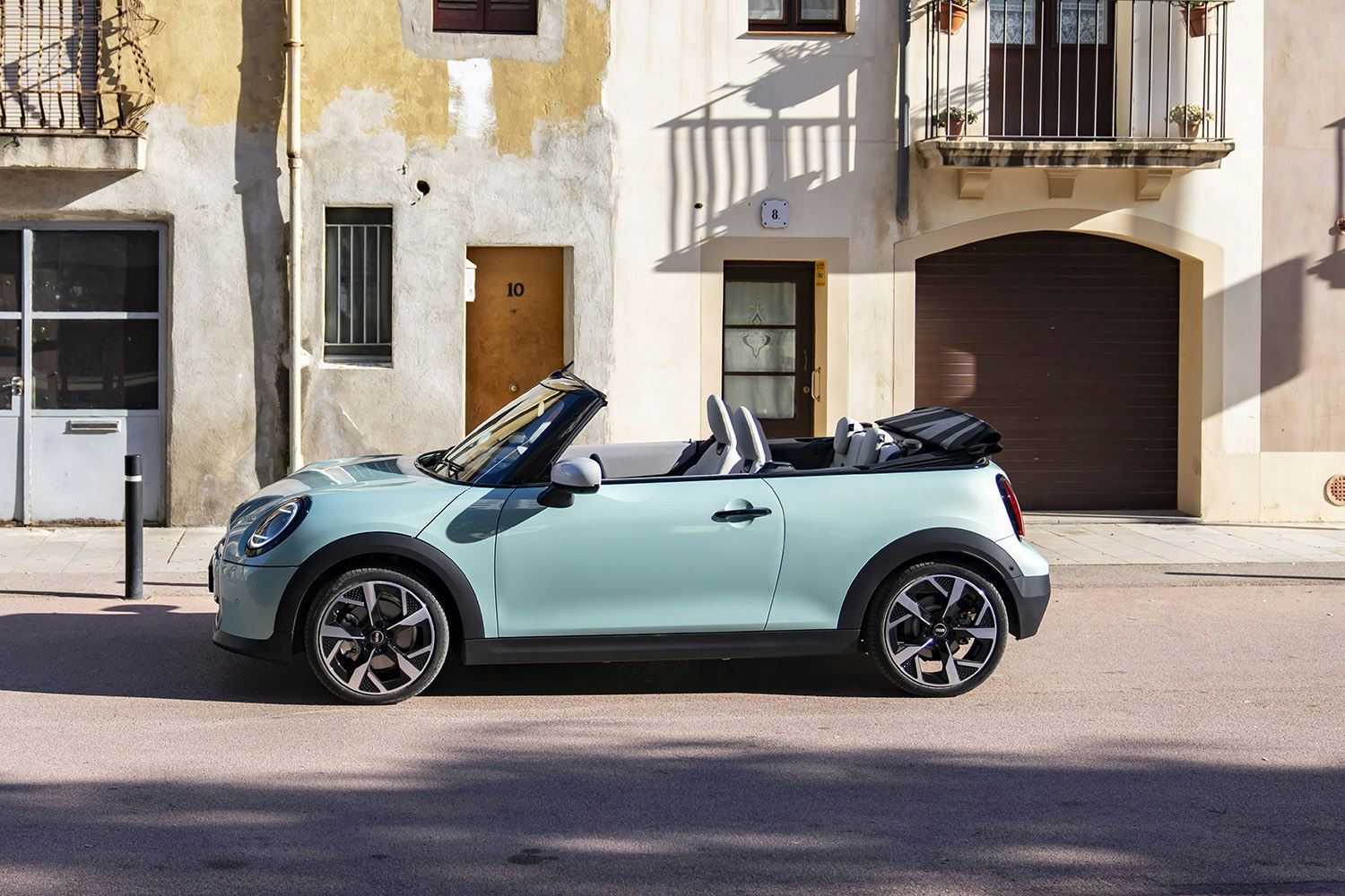 Test, billeder og anmeldelse: Mini Cooper Cabriolet (2025 ...