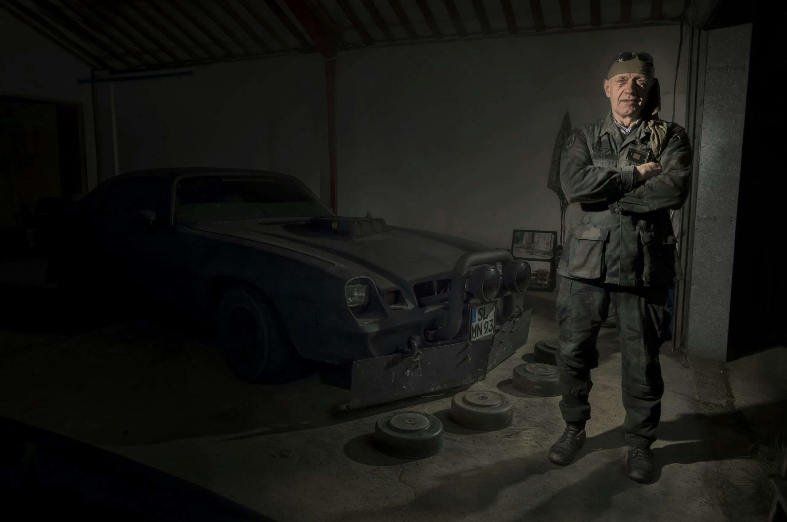 Danske Helge er "Guds Rambo" og kørte nødhjælp i en V8-muskelbil ...