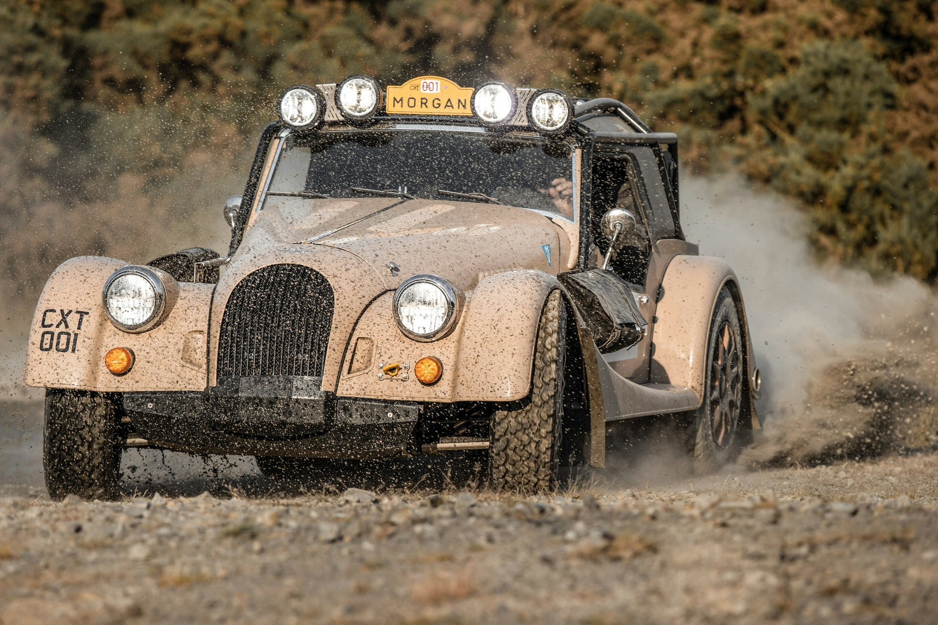 Hold på læderhat og motorbriller: Morgan er gået amok! | bilmagasinet.dk