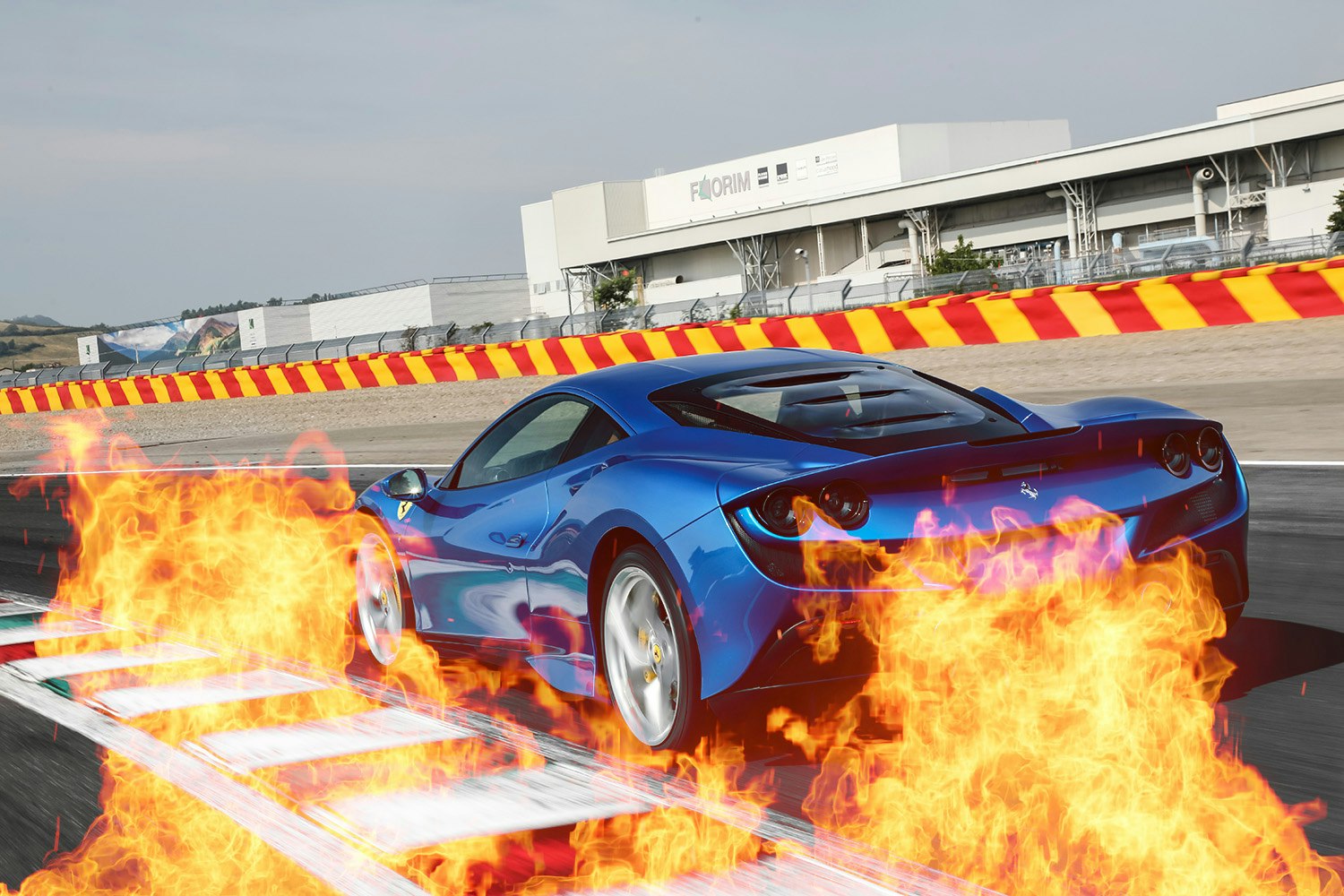 Video: Ferrari F8 går op i flammer ved et uheld | bilmagasinet.dk
