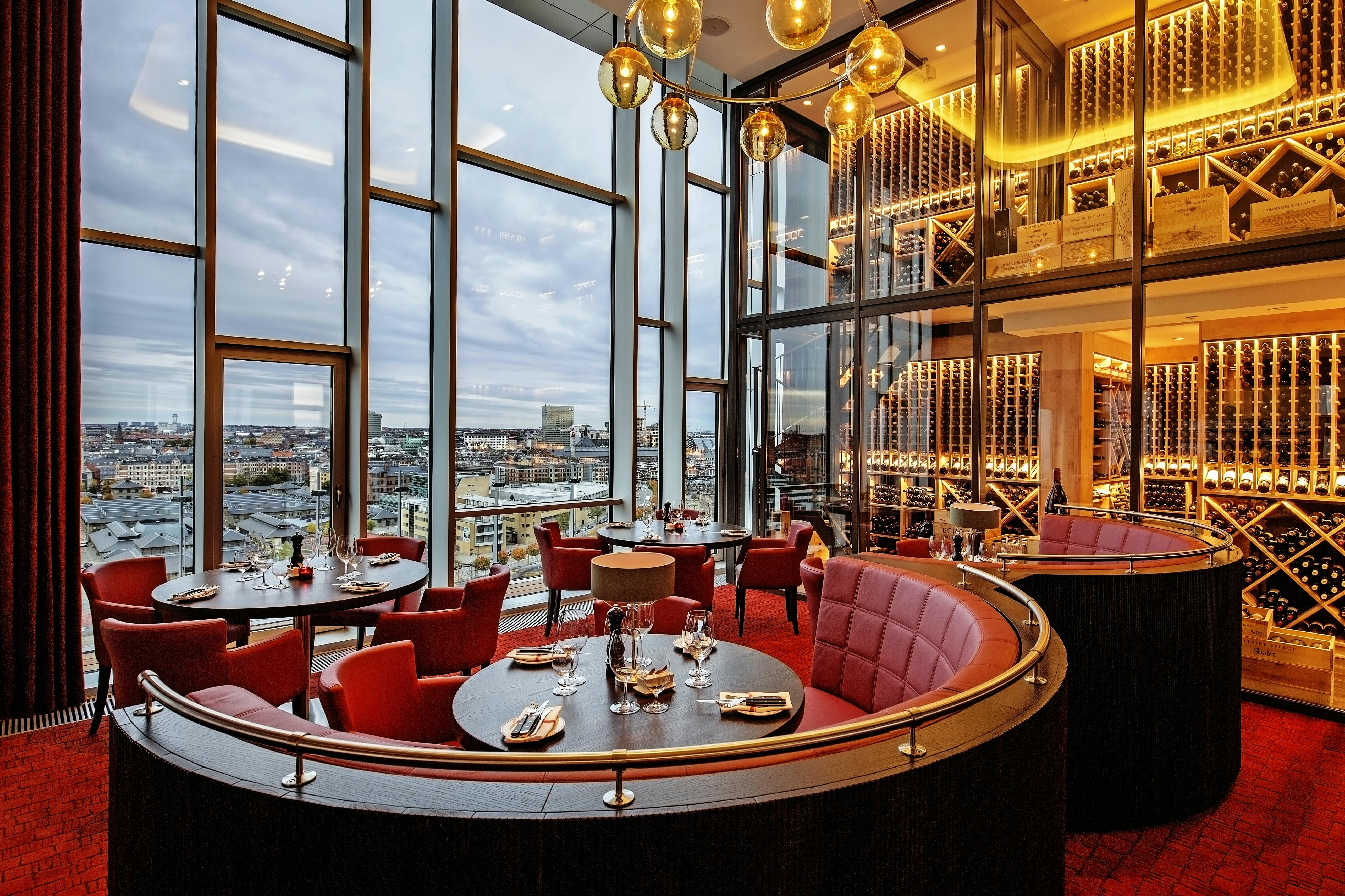 MASH restaurant i Tivoli-hoteltårn åbnet i København | | bobedre.dk