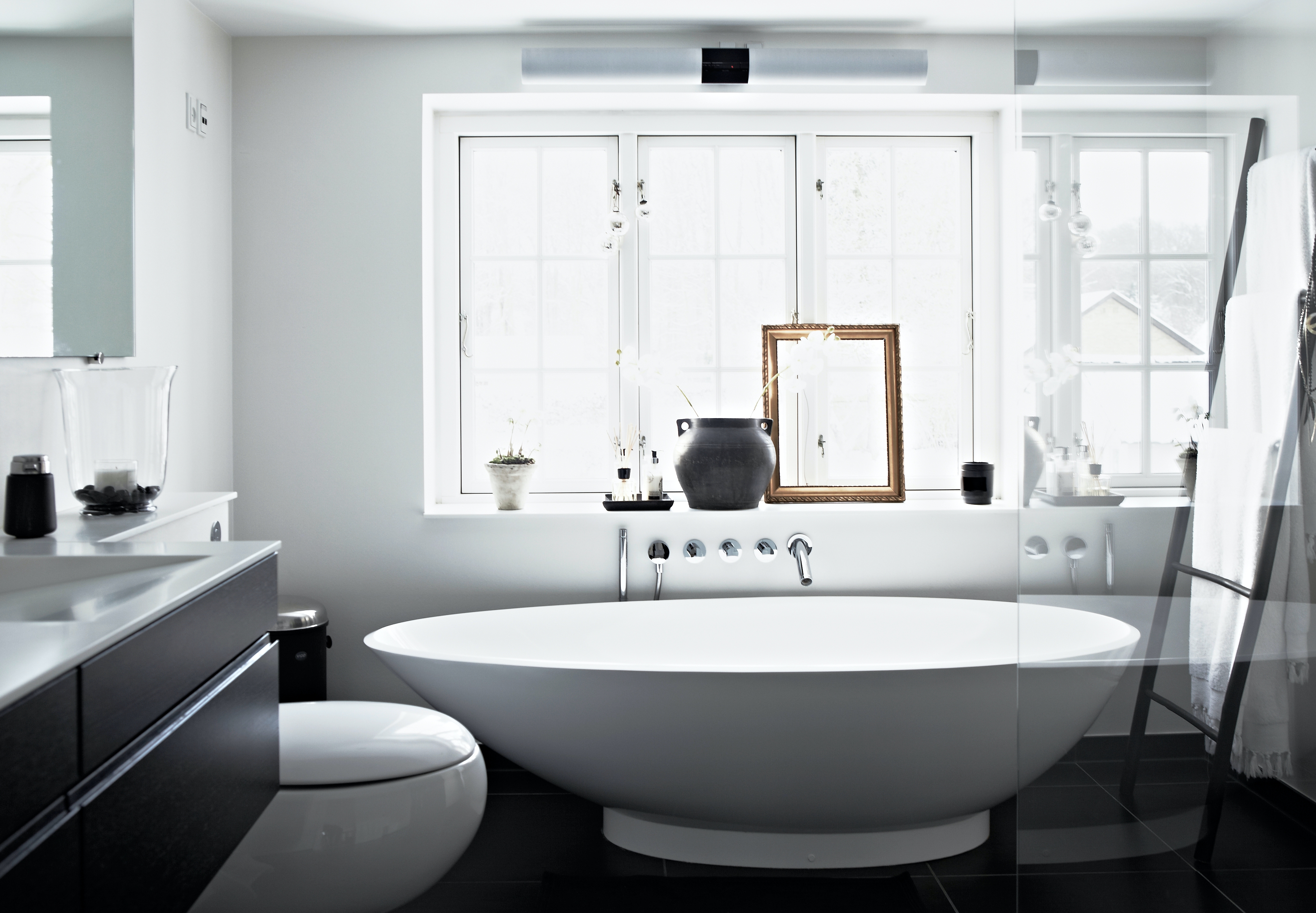 Badeværelse | Bad med tre funktioner samlet i ét rum | bobedre.dk