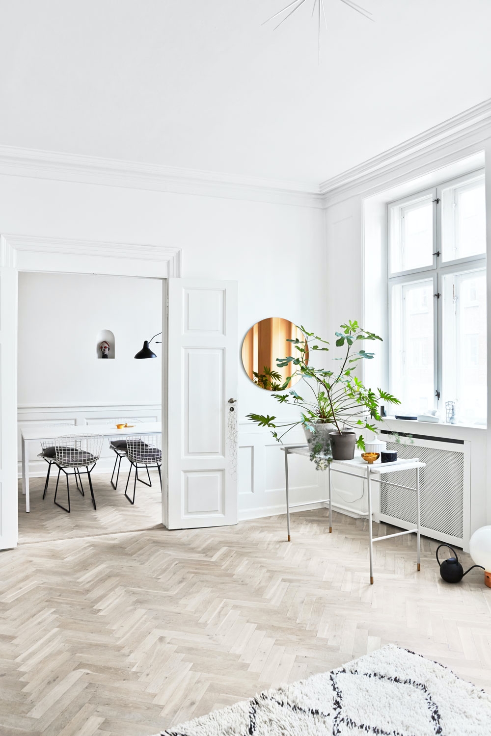 Lys leilighet med edgy detaljer | Bo-bedre.no