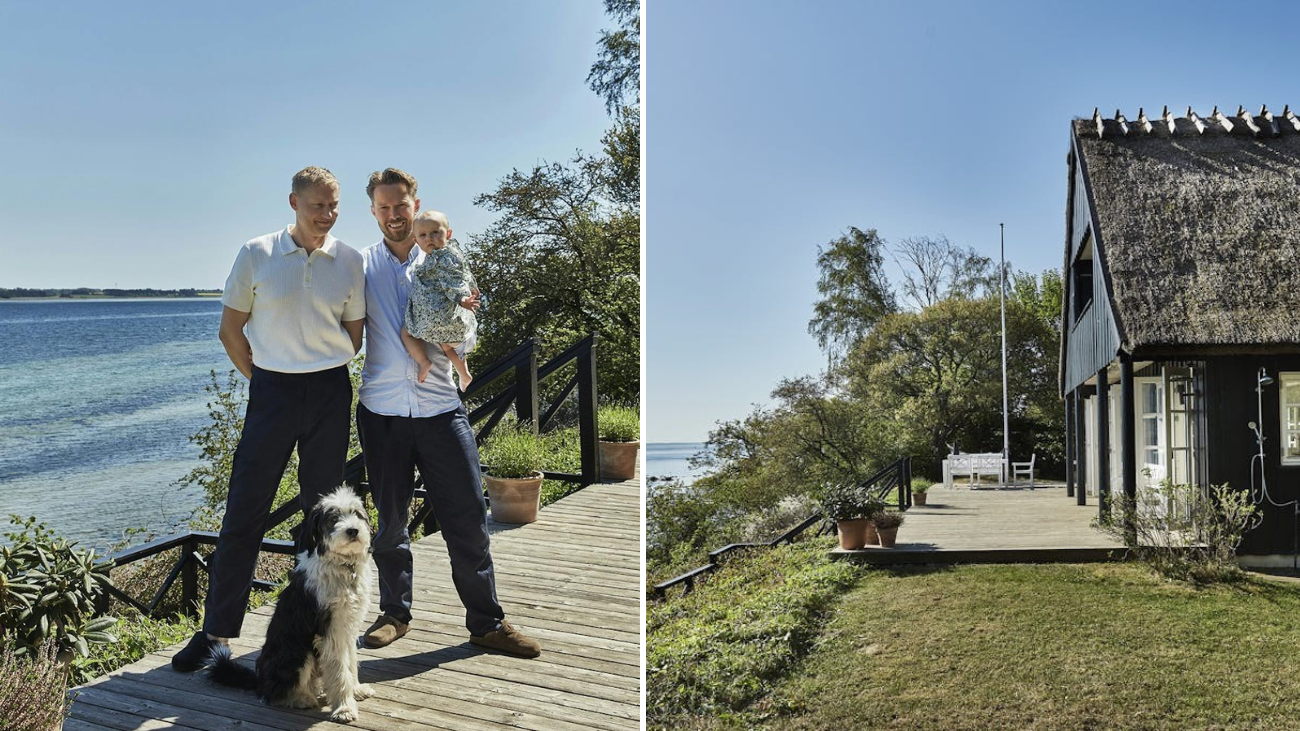 Klassisk sort sommerhus med hvidsprossede vinduer | bobedre.dk