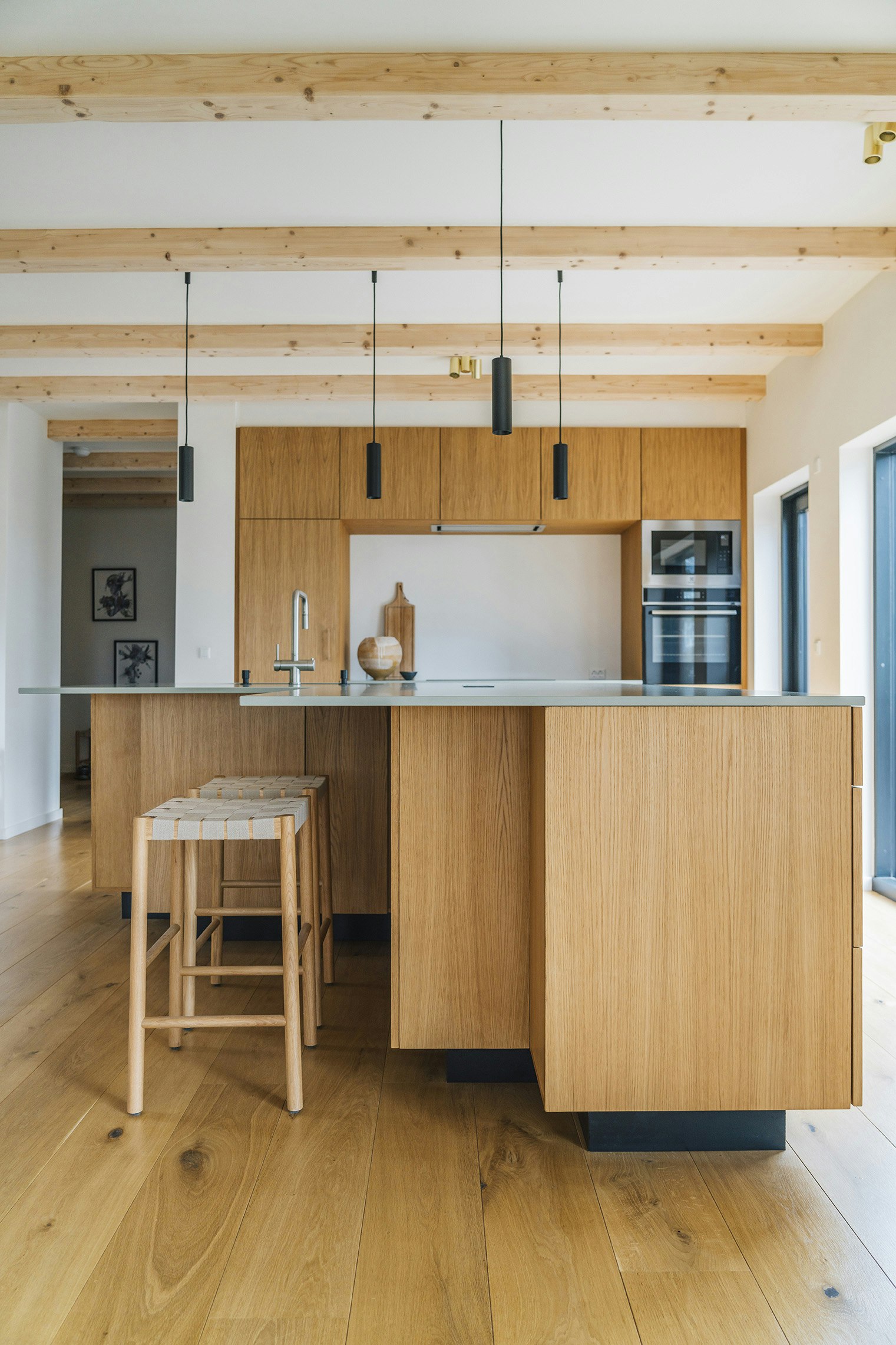 I dette topmoderne hus er trappen fra Star Wars, hoveddøren fra James ...