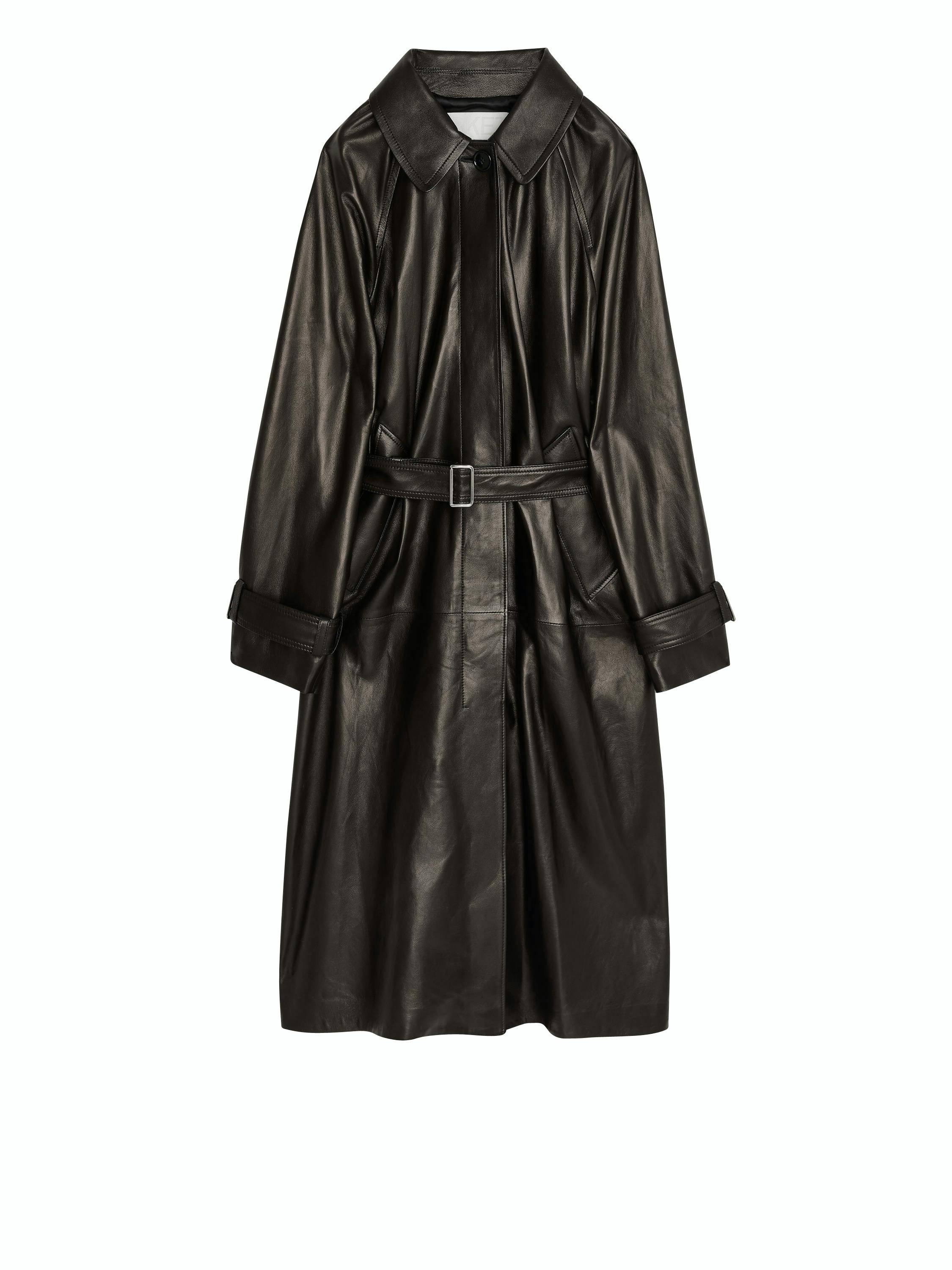 Afaf Ali: - Disse er perfekte for meg som alltid er på farten | Costume.no