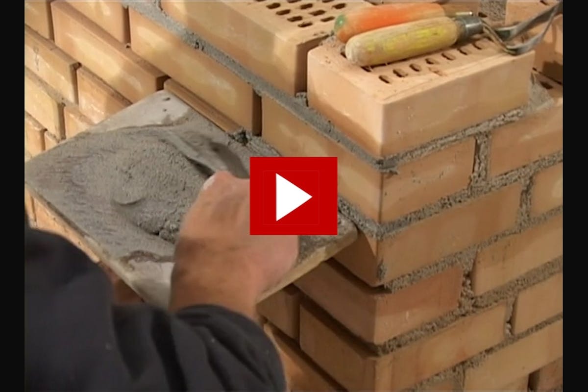 MURER-TEKNIK: Sådan fuger du et murværk | Gør Det Selv