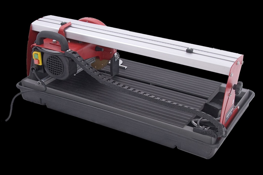 Fliskutter - Slik får du flotte fliser! | Gjør Det Selv