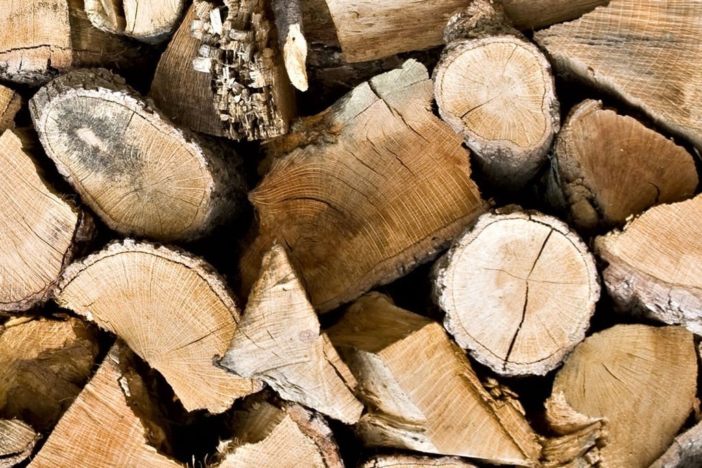 Ved til bål – se hvilken ved du skal velge! | gjoerdetselv.com