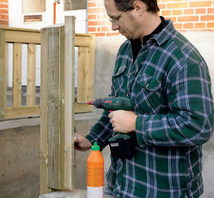 Limma fast staketet på betongmuren - del 2:3 | Gör Det Själv