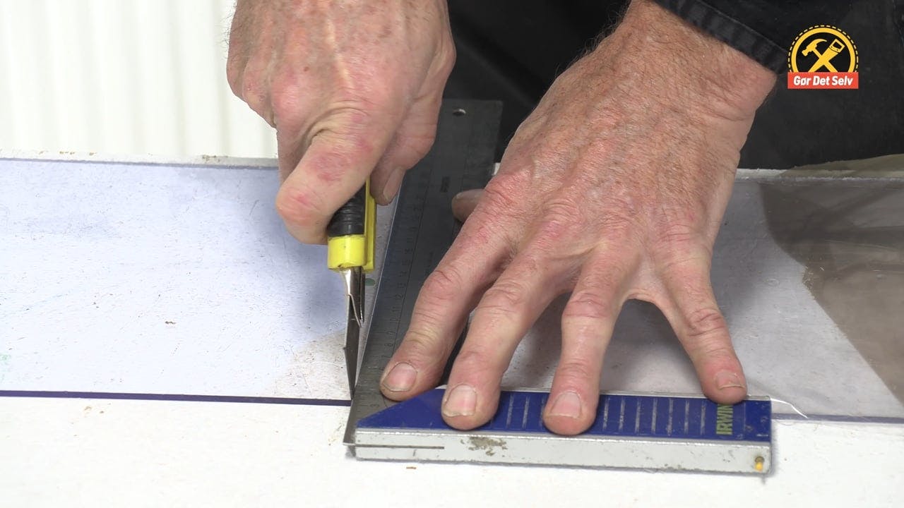 Skarp kant på akrylpladen | Gør Det Selv