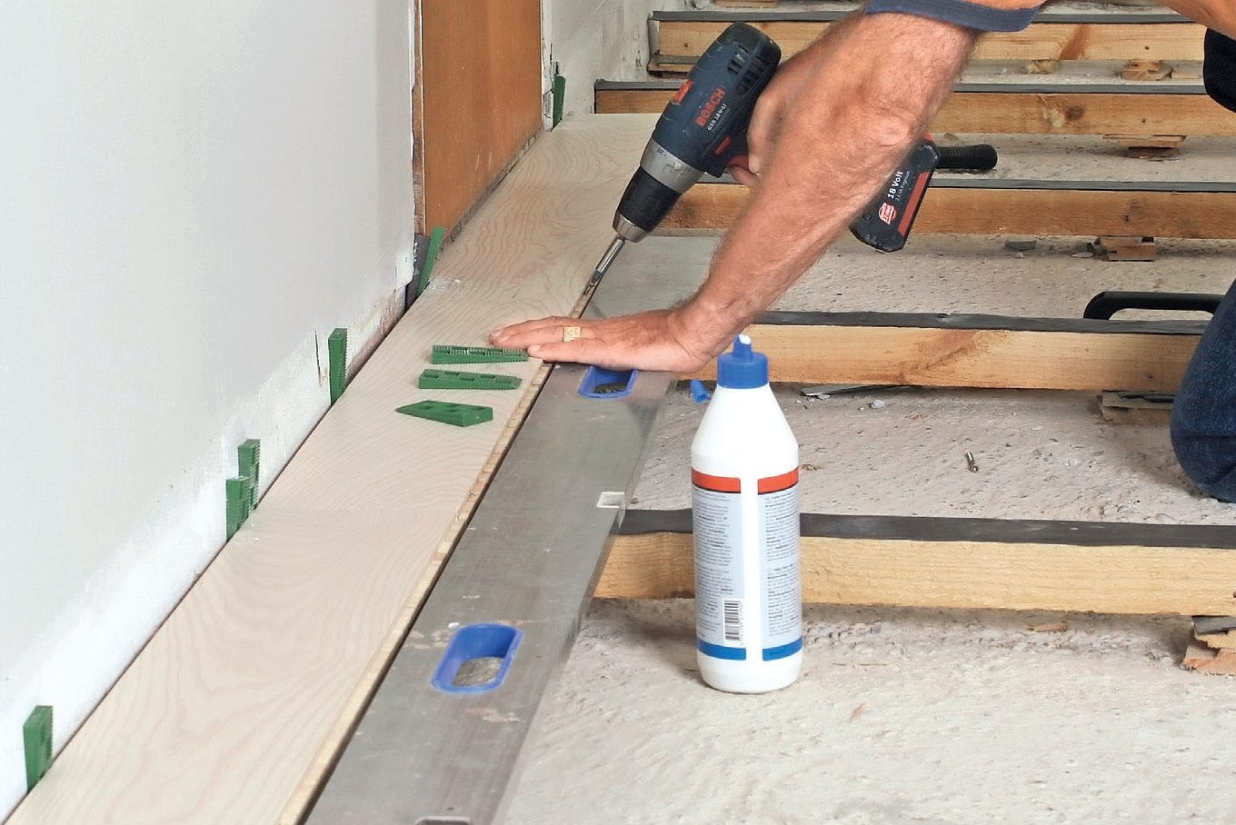 Nytt gulv helt fra bunnen | Gjør Det Selv