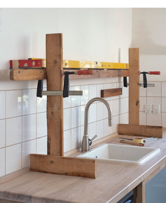 Svevende hyller som holder | Gjør Det Selv