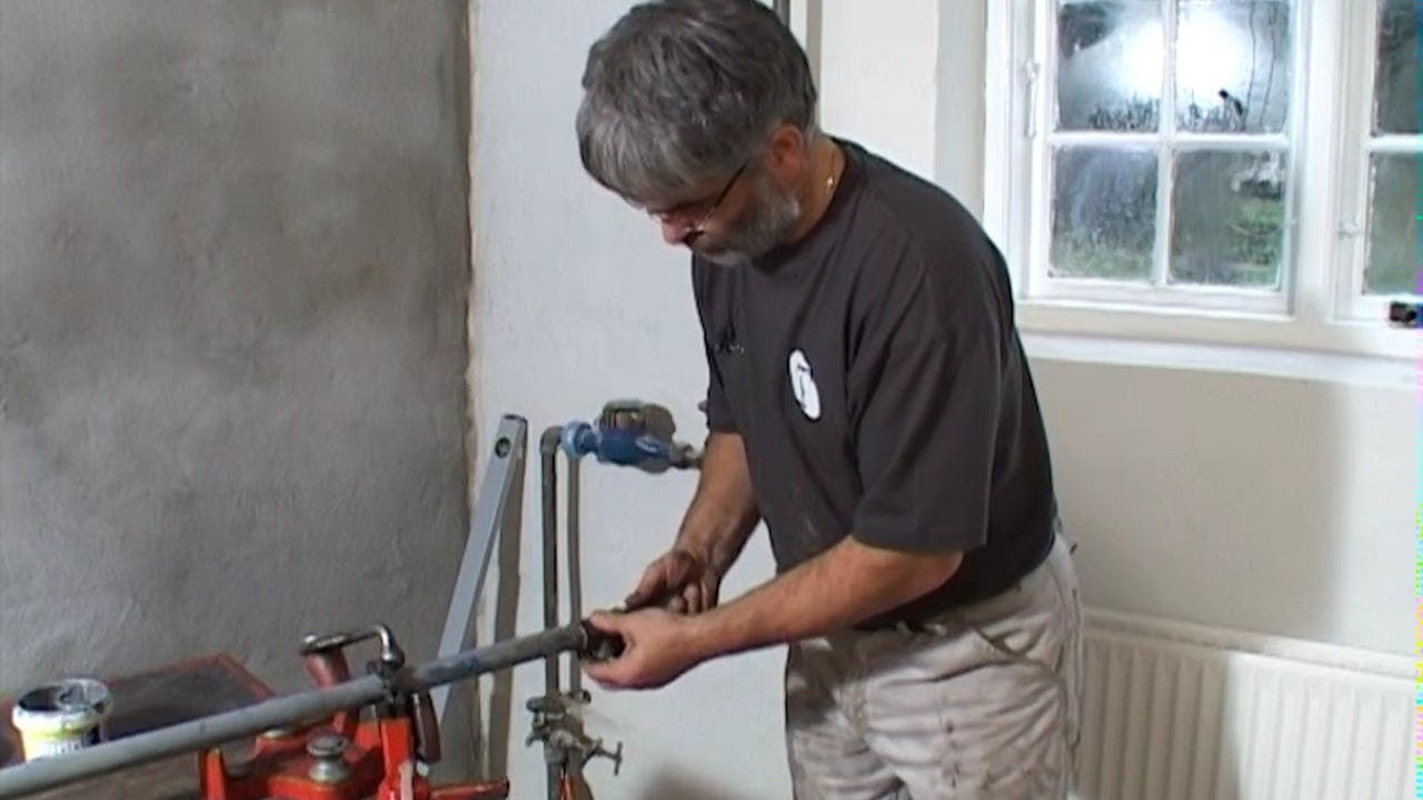 VVS-PROJEKT: Etabler en ny radiator | Gør Det Selv