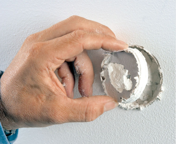 Reparér hullet i gipsvæggen | Gør Det Selv