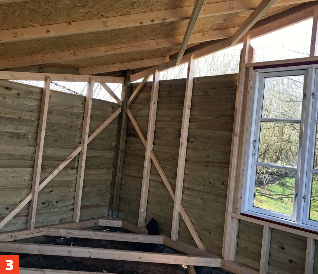 Kvadratisk anneks med diagonalt skråtak | Gjør Det Selv