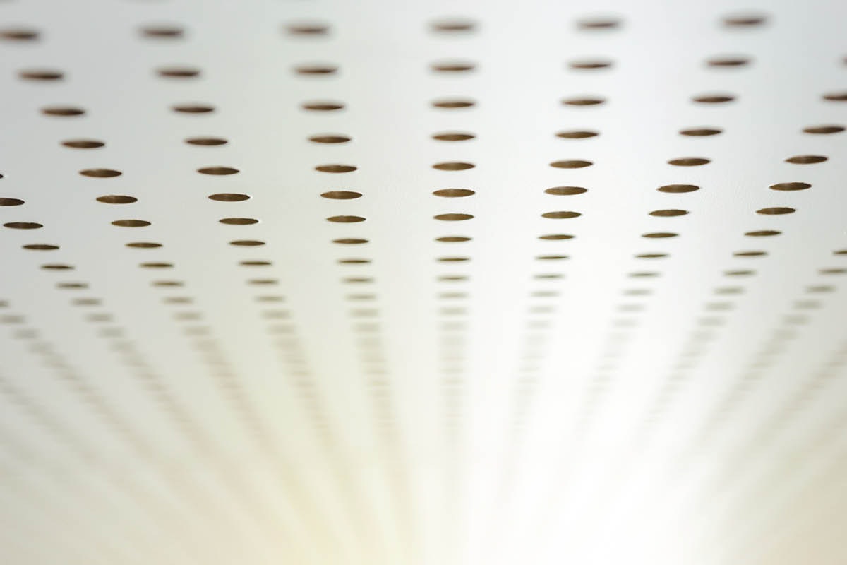 4 akustikplader til loftet som sænker lydniveauet | goerdetselv.dk