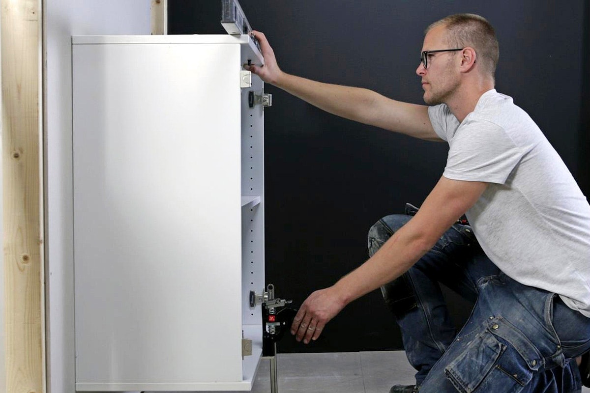 Enkel montering uten hjelp fra andre | gjoerdetselv.com