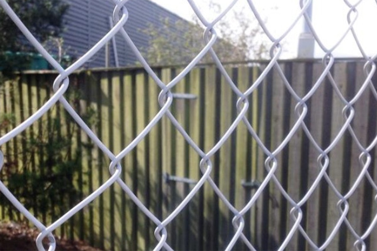 Nettinggjerde – det du trenger å vite! (2025) | gjoerdetselv.com