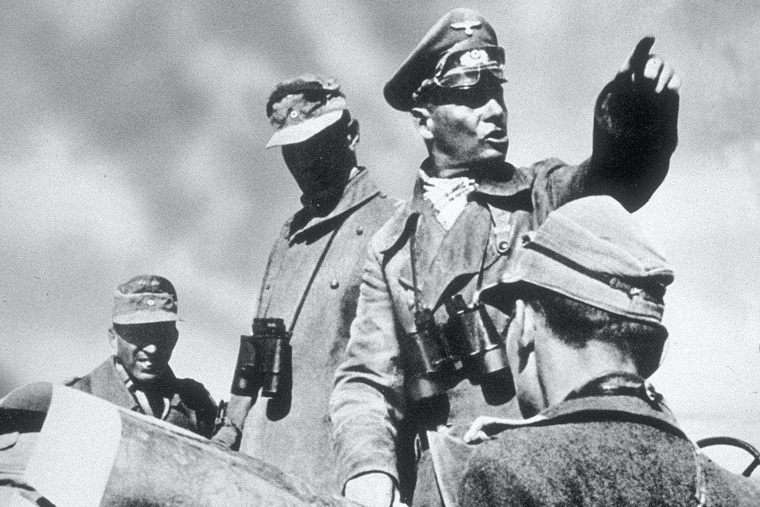 Rommel tromlede briterne ned i Sahara | historienet.dk