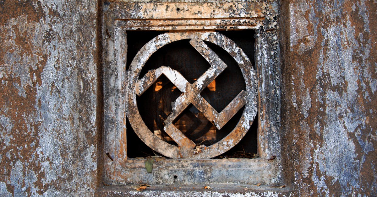 Gådefulde symboler fylder vores hverdag | historienet.dk