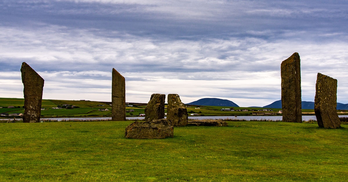 Standing Stones of Stenness er Skotlands Stonehenge | historienet.dk