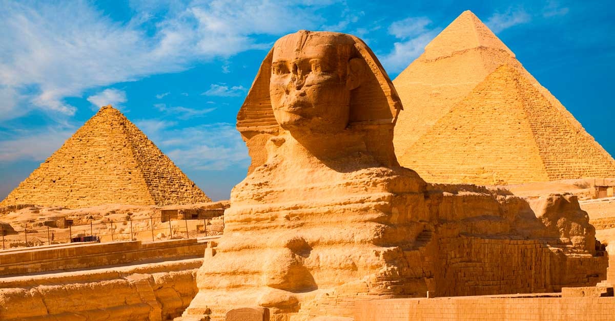 Experts verdeeld: Is de sfinx piramidedecoratie of een god ...