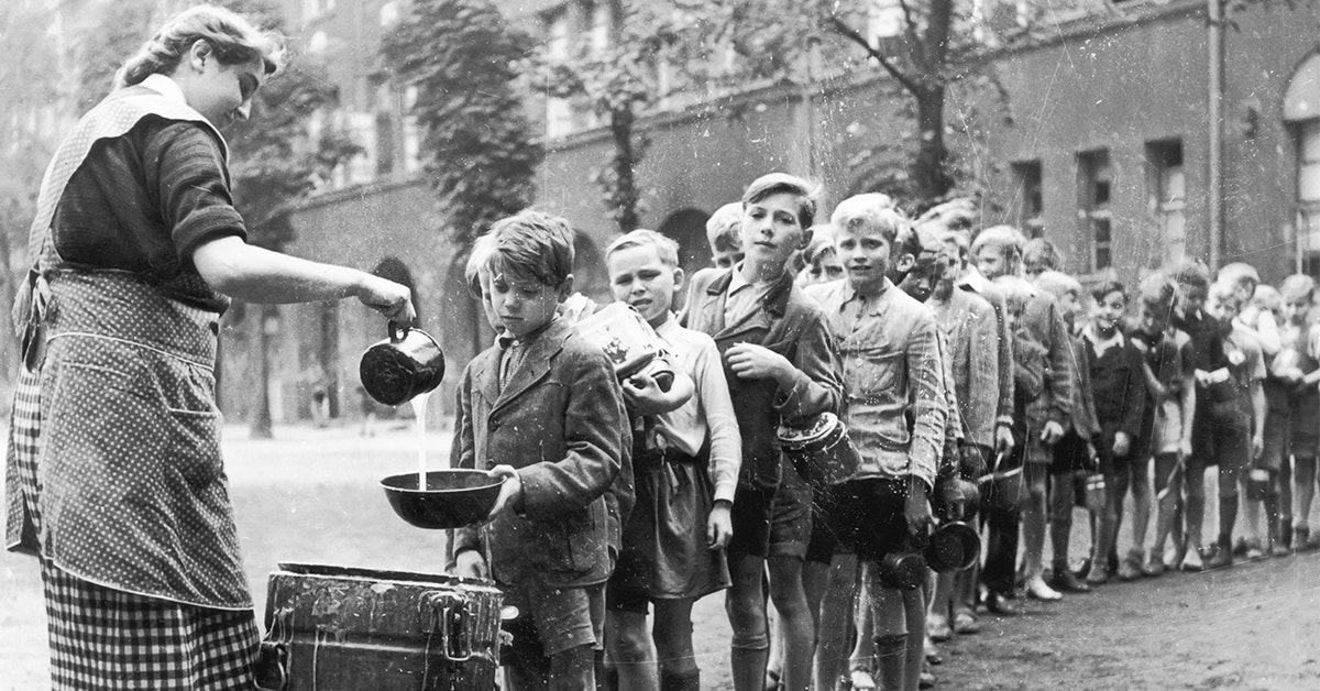 Duitsers leden jarenlang tussen Hitlers puinhopen | historianet.nl