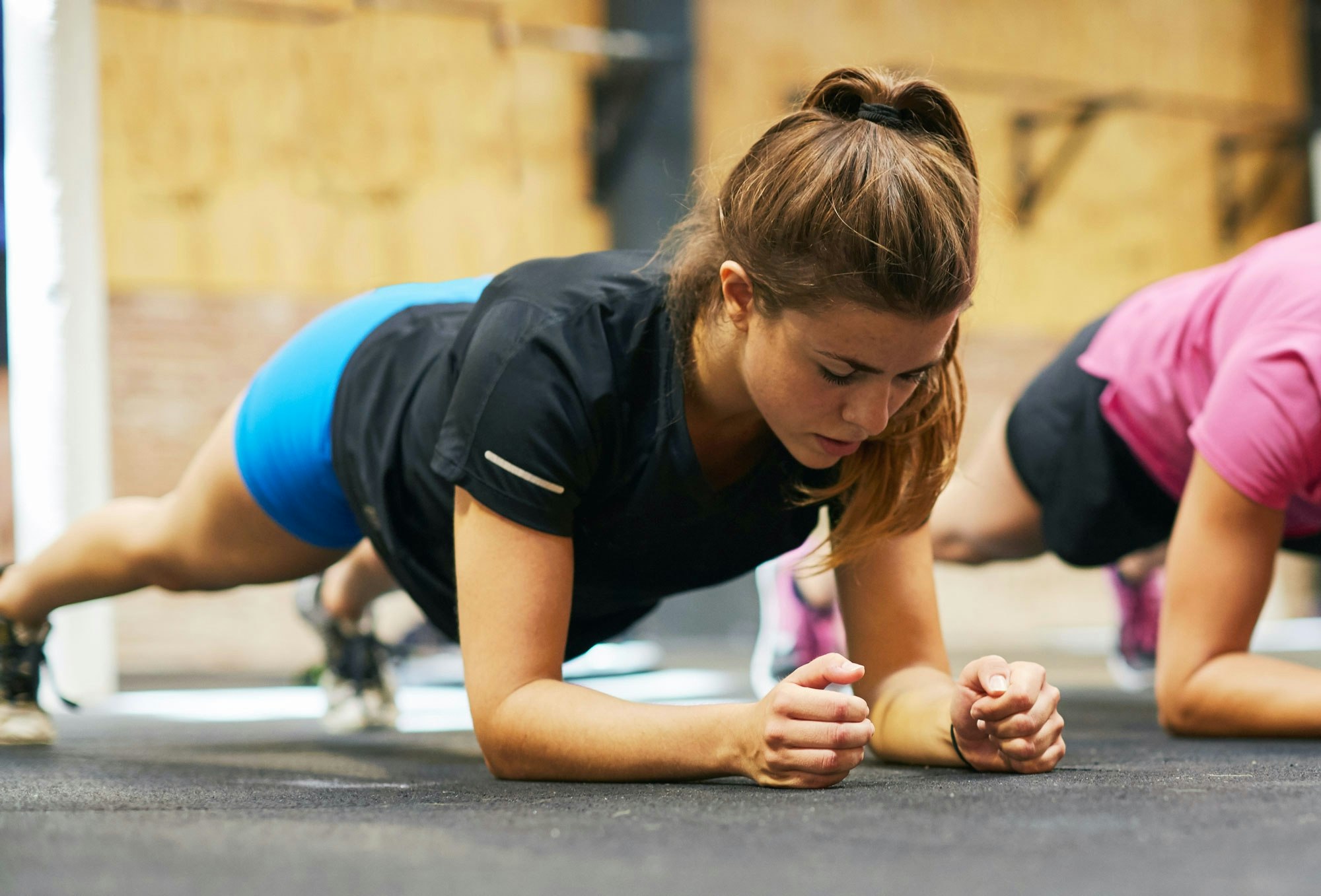 Plankan – hur länge måste jag ligga i plankan? | I FORM