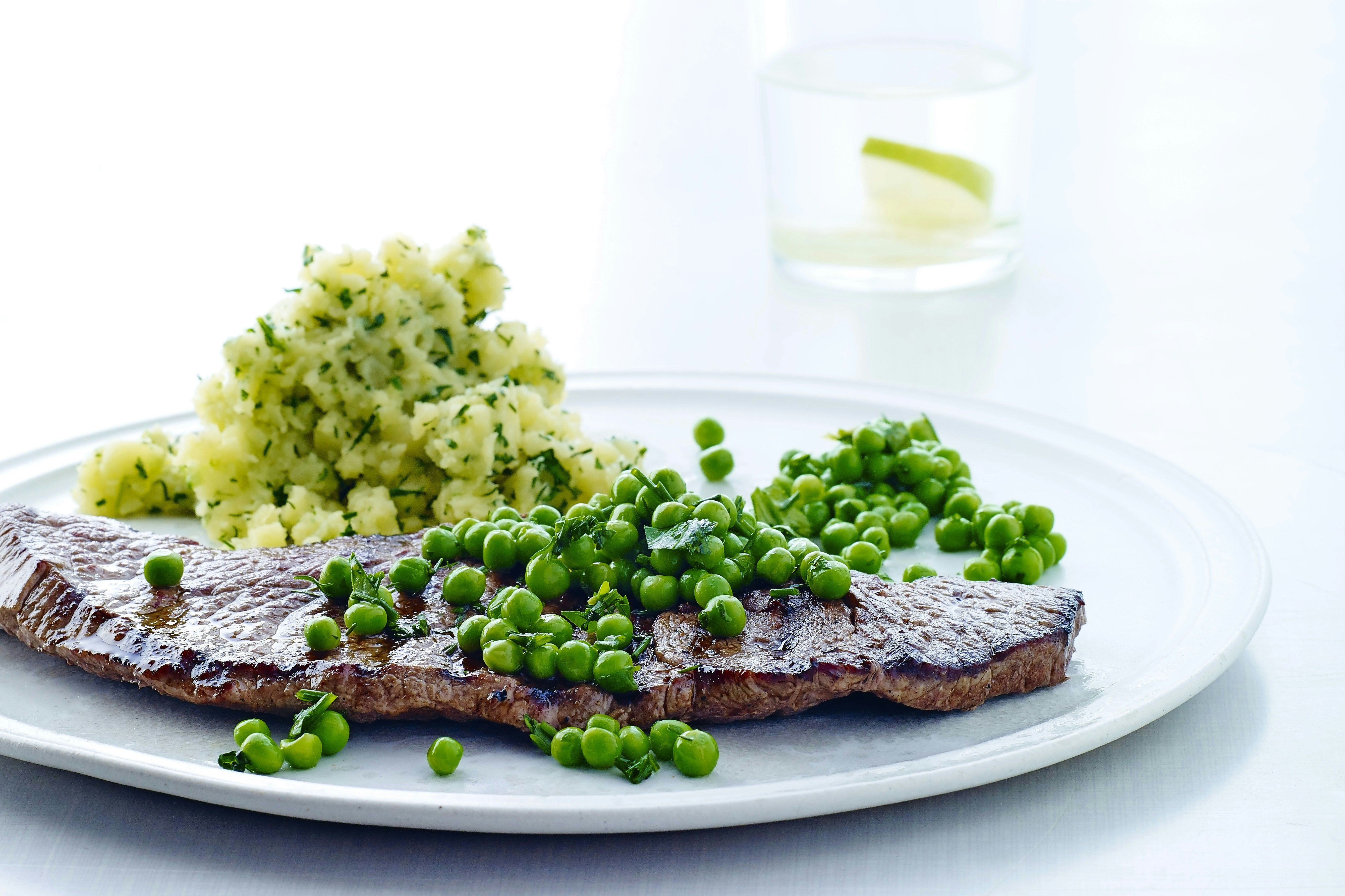 Kalvbiff med örtpotatismos | I FORM