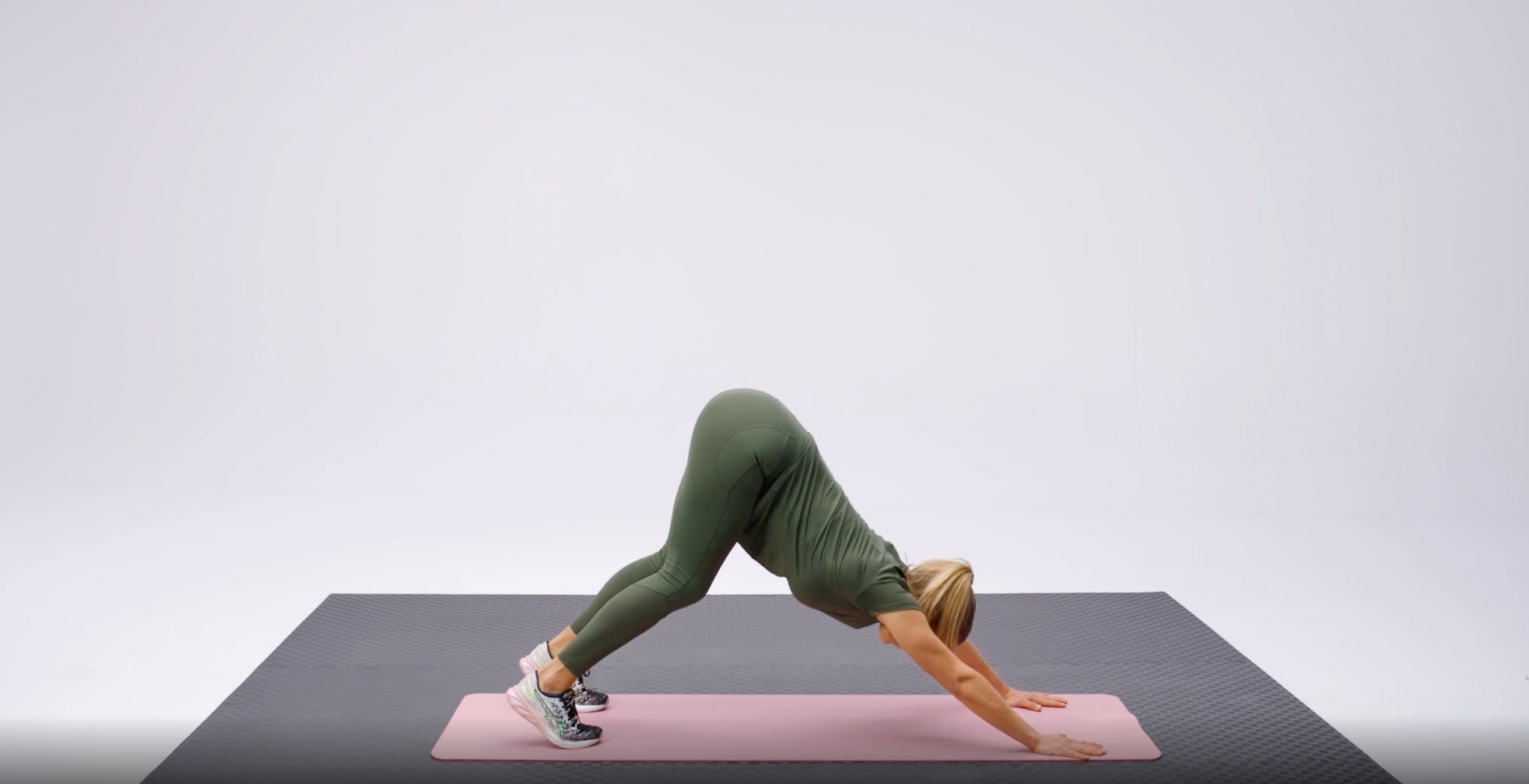 Plank to pike – så här gör du magövningen (video) | iform.se