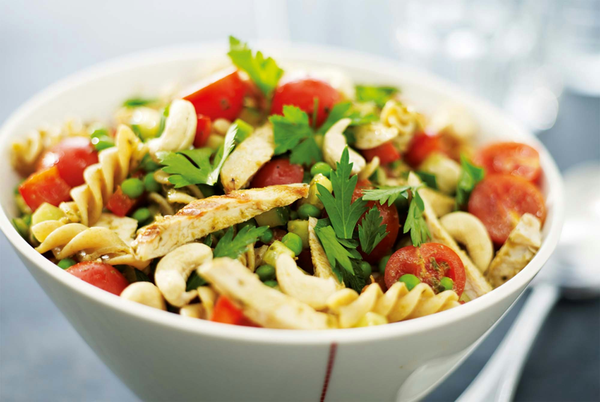 Pastasalat med kylling: Enkel oppskrift som metter! | I FORM