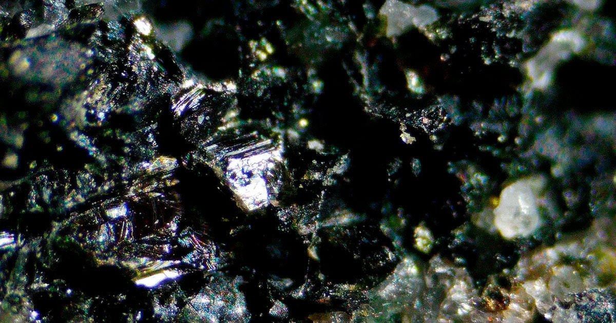 Rocks from the Nuvvuagittuq Greenstone Belt in northern Canada are 4.16 ...