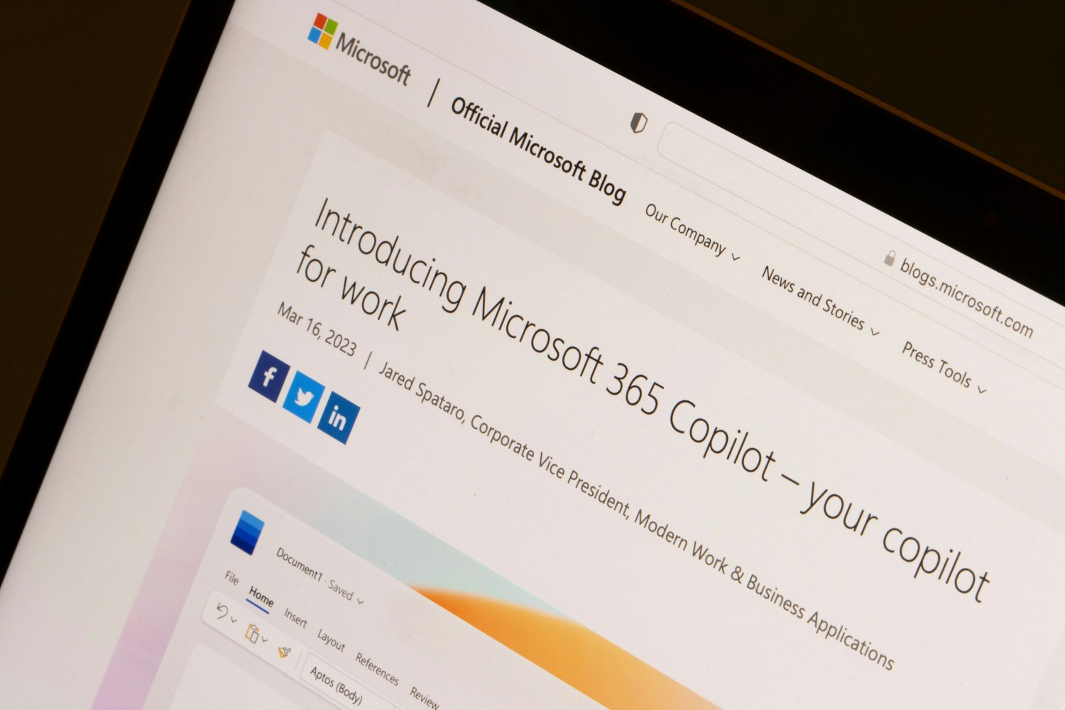 Copilot: Microsoft bygger kunstig intelligens ind i Microsoft 365 | komputer.dk