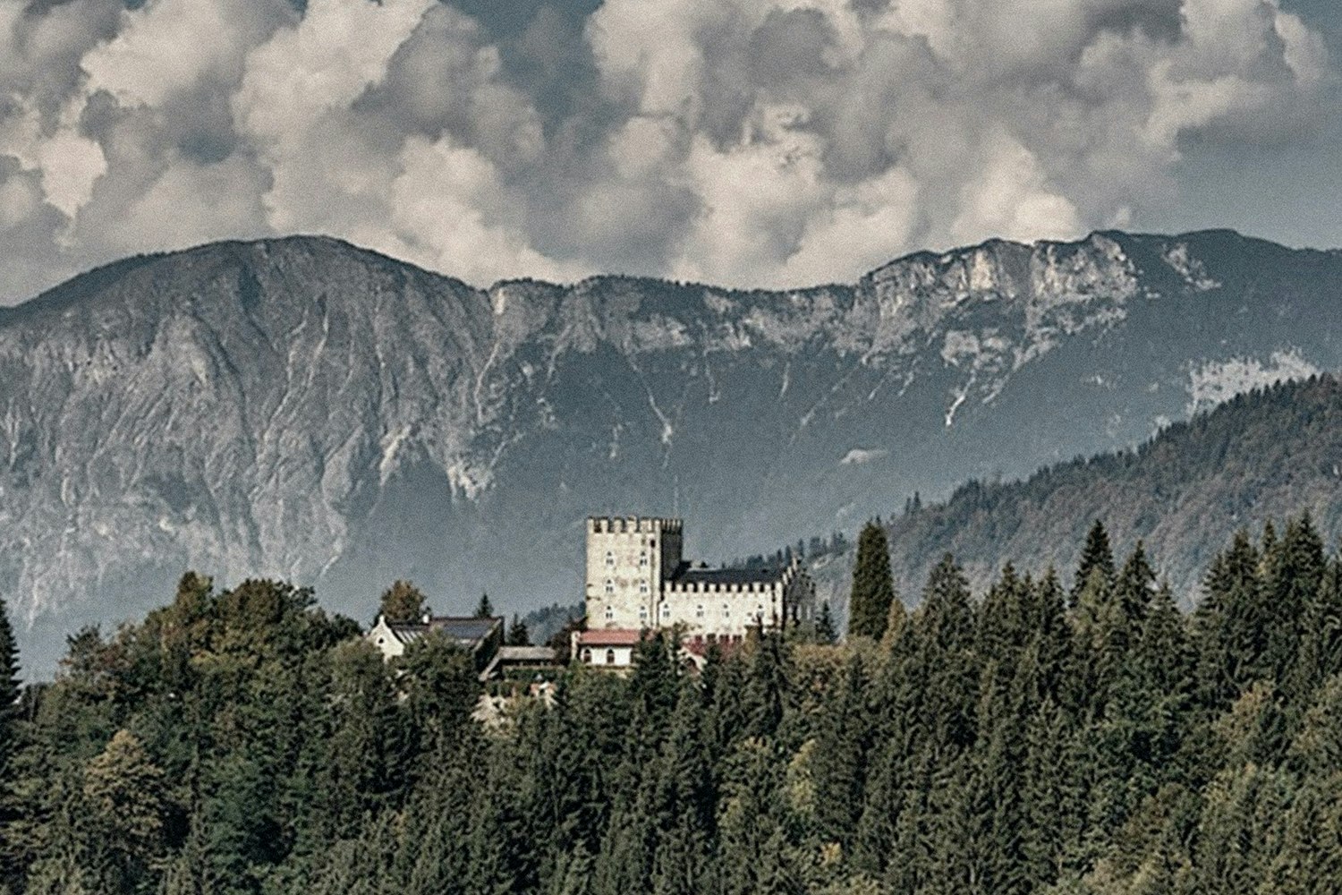 Schloss Itter: Ohelig allians mot SS | Militarhistoria.se