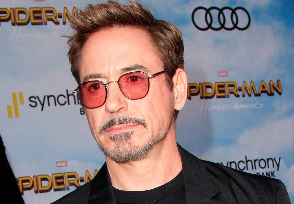 Robert Downey Jr. synger som en drøm, og vi elsker ham højere end ...