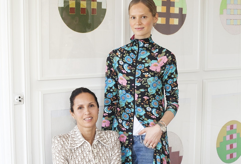 Bea og Julie Fagerholt om ligheder, forskelle og søsterskab | woman.dk