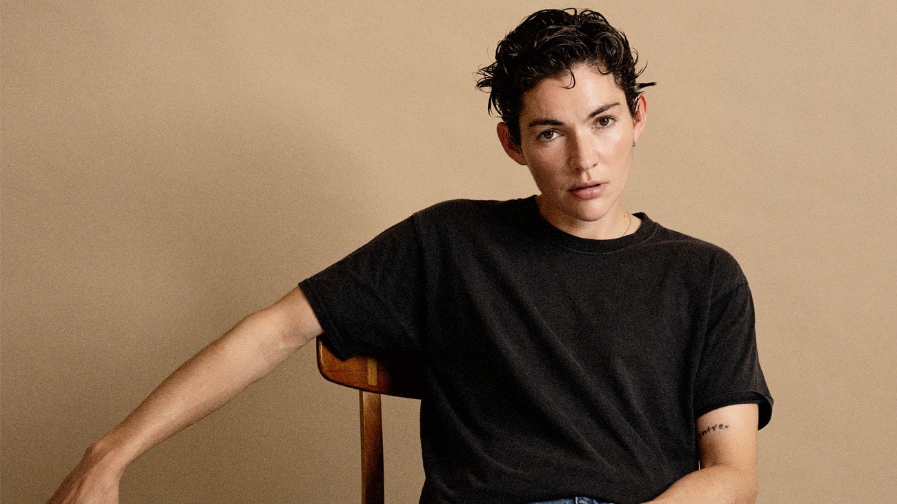 Dansk sanger har fået fjernet begge bryster: "Det har forandret mig ...