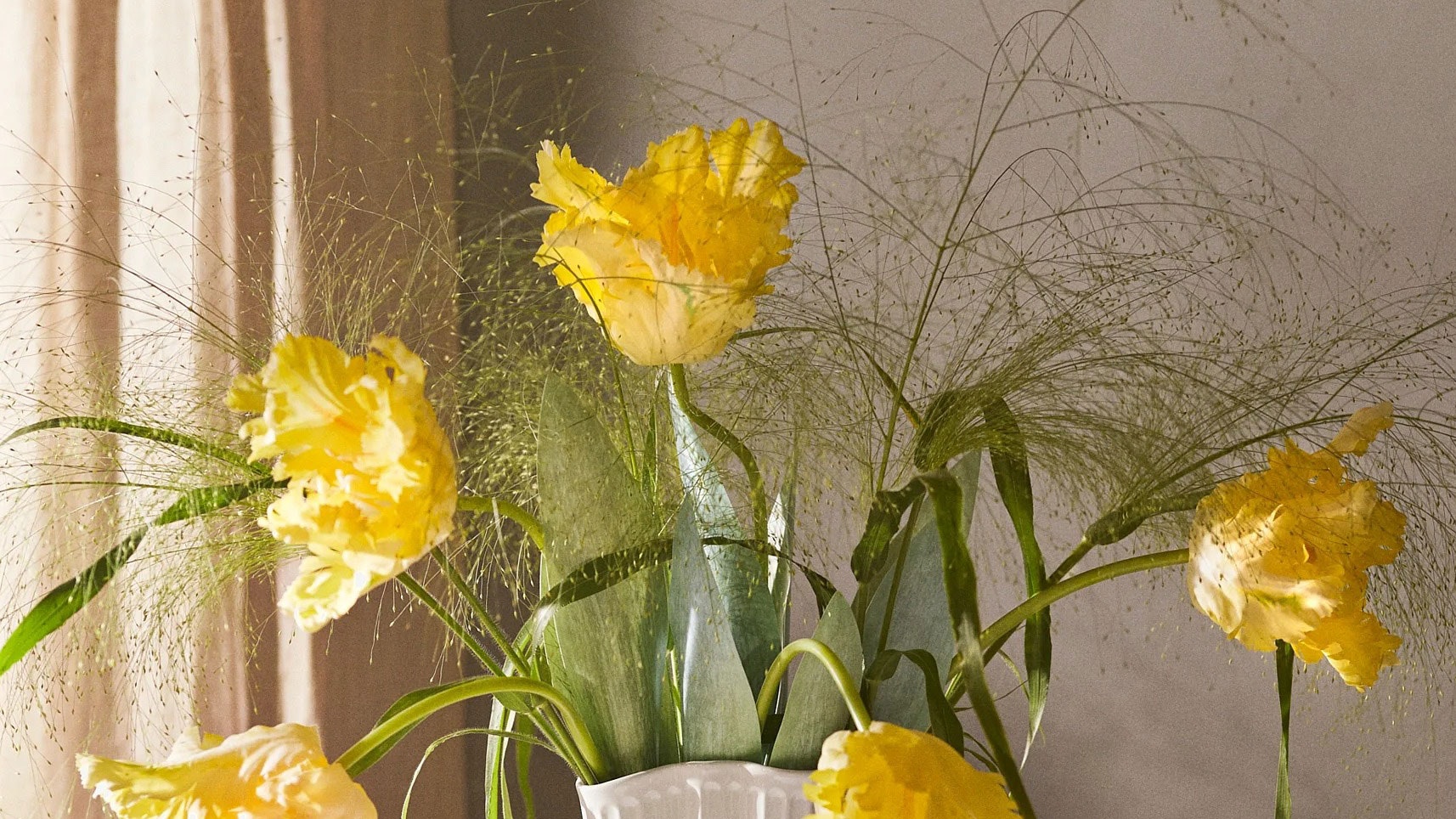 Tulipanvaser | Her er 8 flotte vaser til dine tulipaner | woman.dk